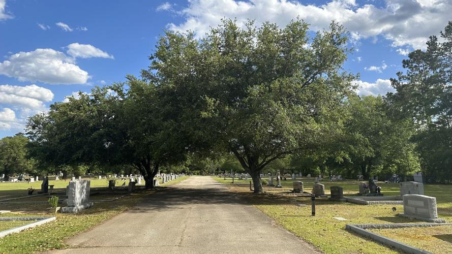Quaker Cemetery undergoes transformation with $100,000 gift | Camden ...