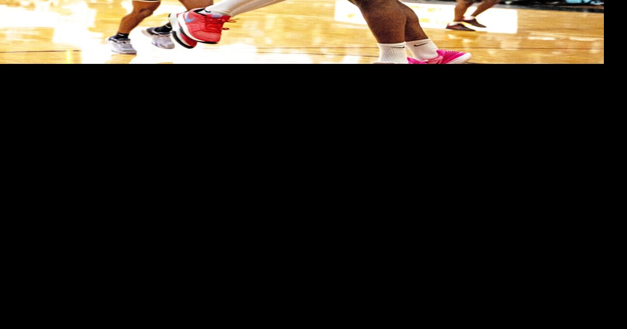 Knights ride third quarter outburst to put away Dogs | Camden | pmg-sc.com