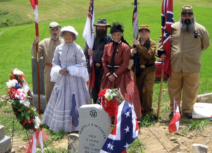 UDC chapter holds headstone dedication | News | pmg-va.com