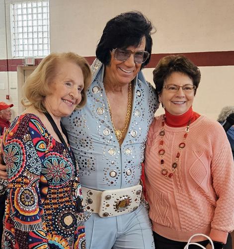 'Elvis' performs for Valentine's Day party | News | pmg-va.com