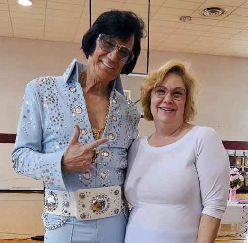 'Elvis' performs for Valentine's Day party | News | pmg-va.com