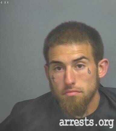 Sheriff's officers make fugitive arrest | News | pmg-va.com