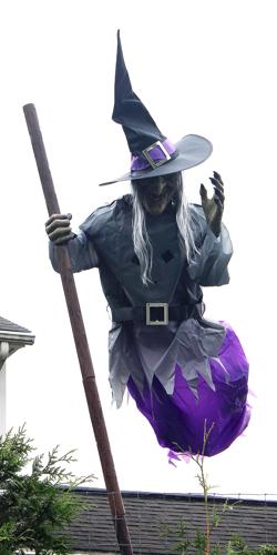 Giant monsters menace Galax | News | pmg-va.com