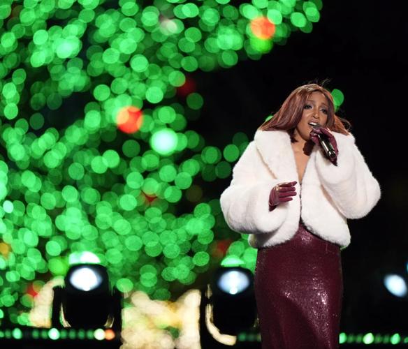 Grayson tree lights up D.C. | News | pmg-va.com