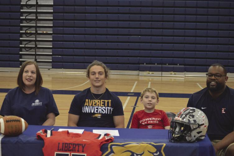 Liberty college signing day | Sports | pmg-va.com
