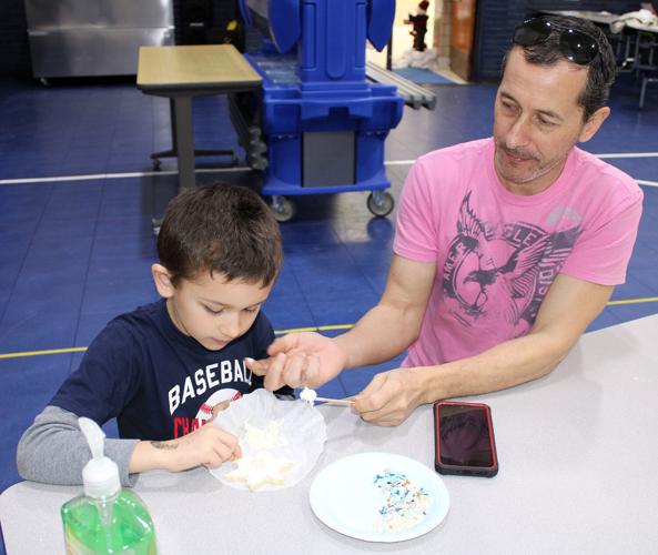 Parents join kids for winter fun at Fairview | News | pmg-va.com