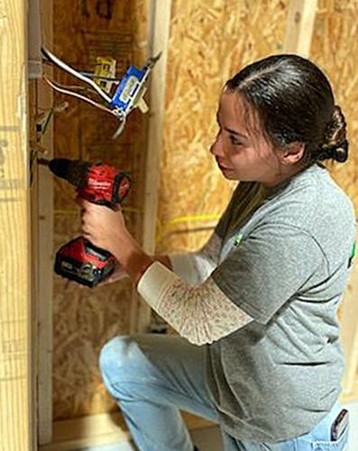 Women in building trades breaking down walls | News | pmg-va.com