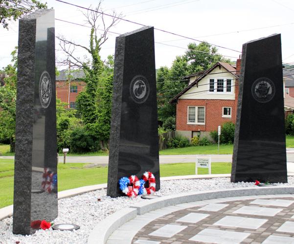 VFW post holds Memorial Day ceremony at veterans memorial | News | pmg ...