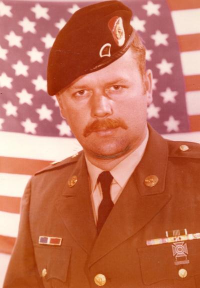 Moses H.Roberts, Jr., 77 Bedford | Obituaries | pmg-va.com