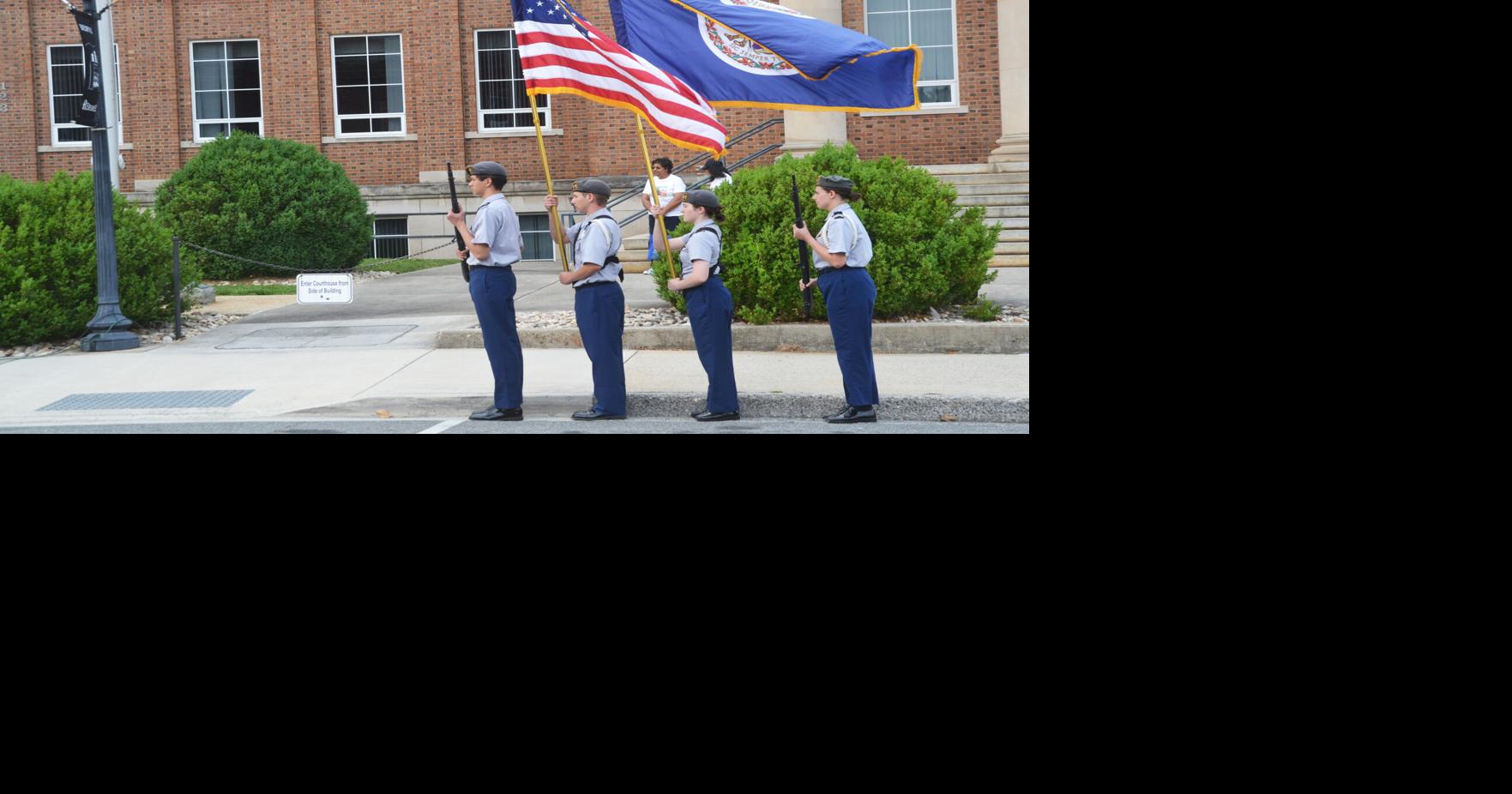 Wreath tradition continues | News | pmg-va.com