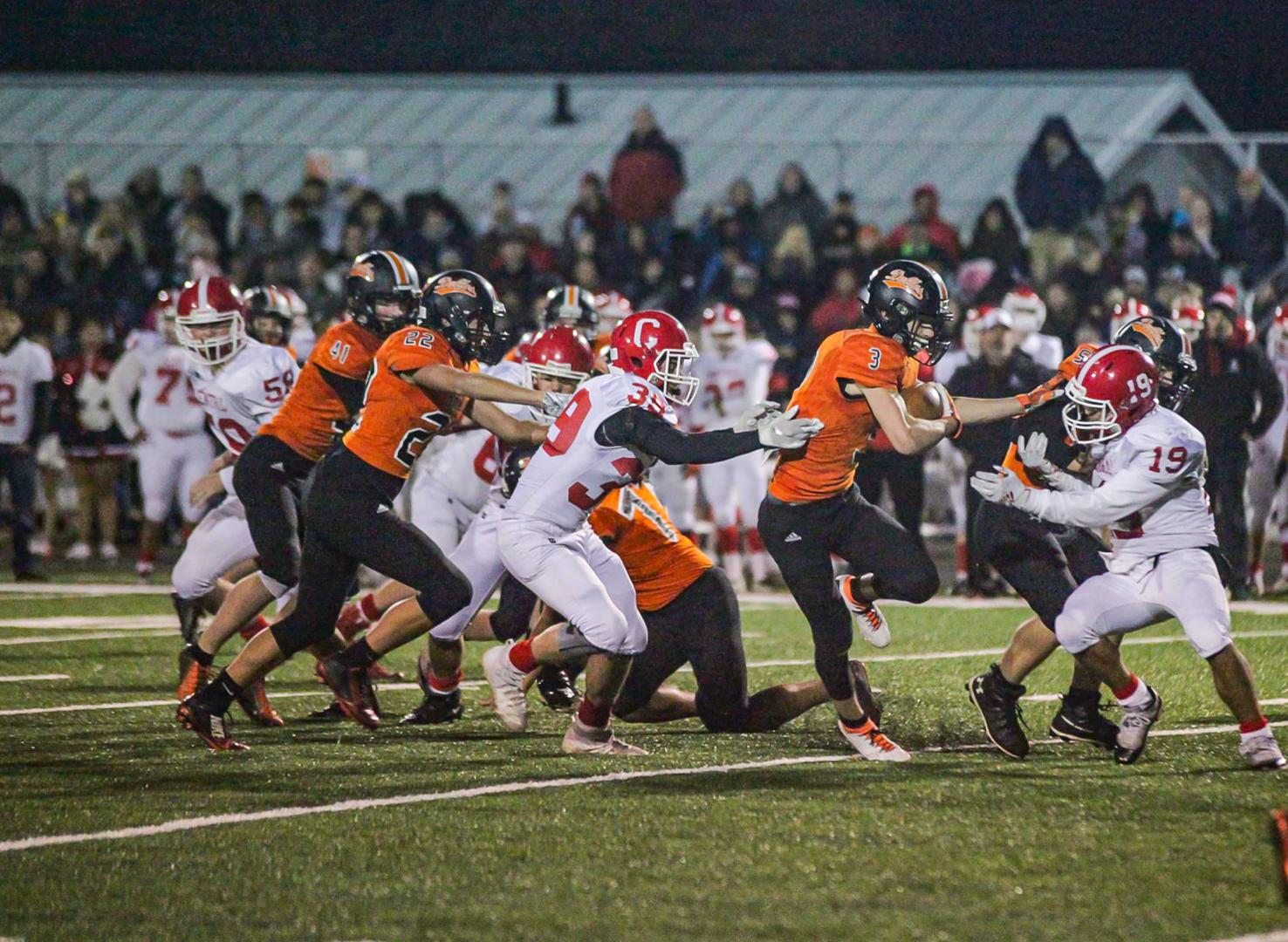 Dragons football prevails over Panthers | Sports | polkio.com