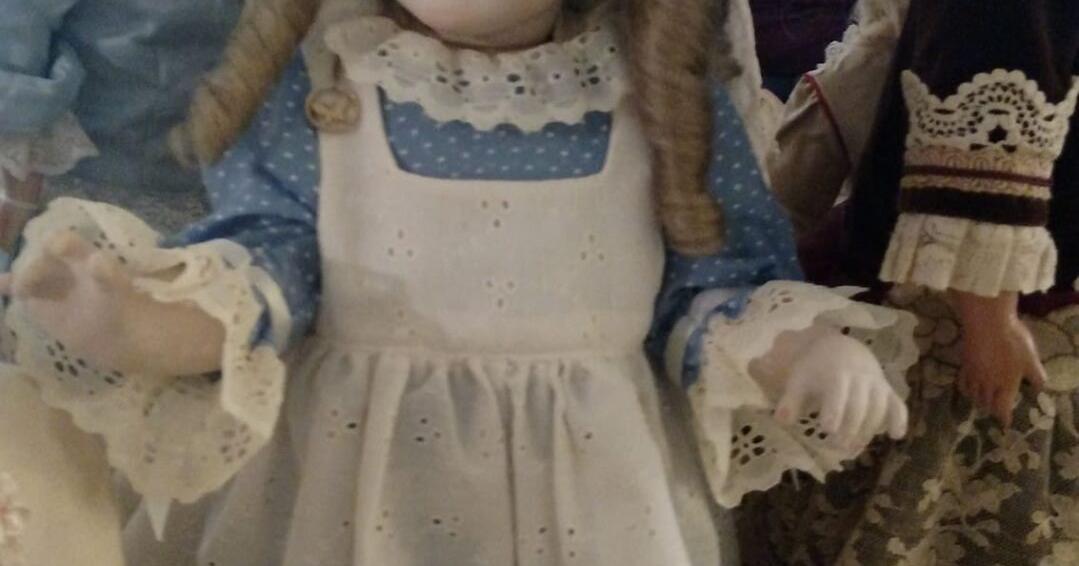 Rickreall hosts doll show | News | polkio.com