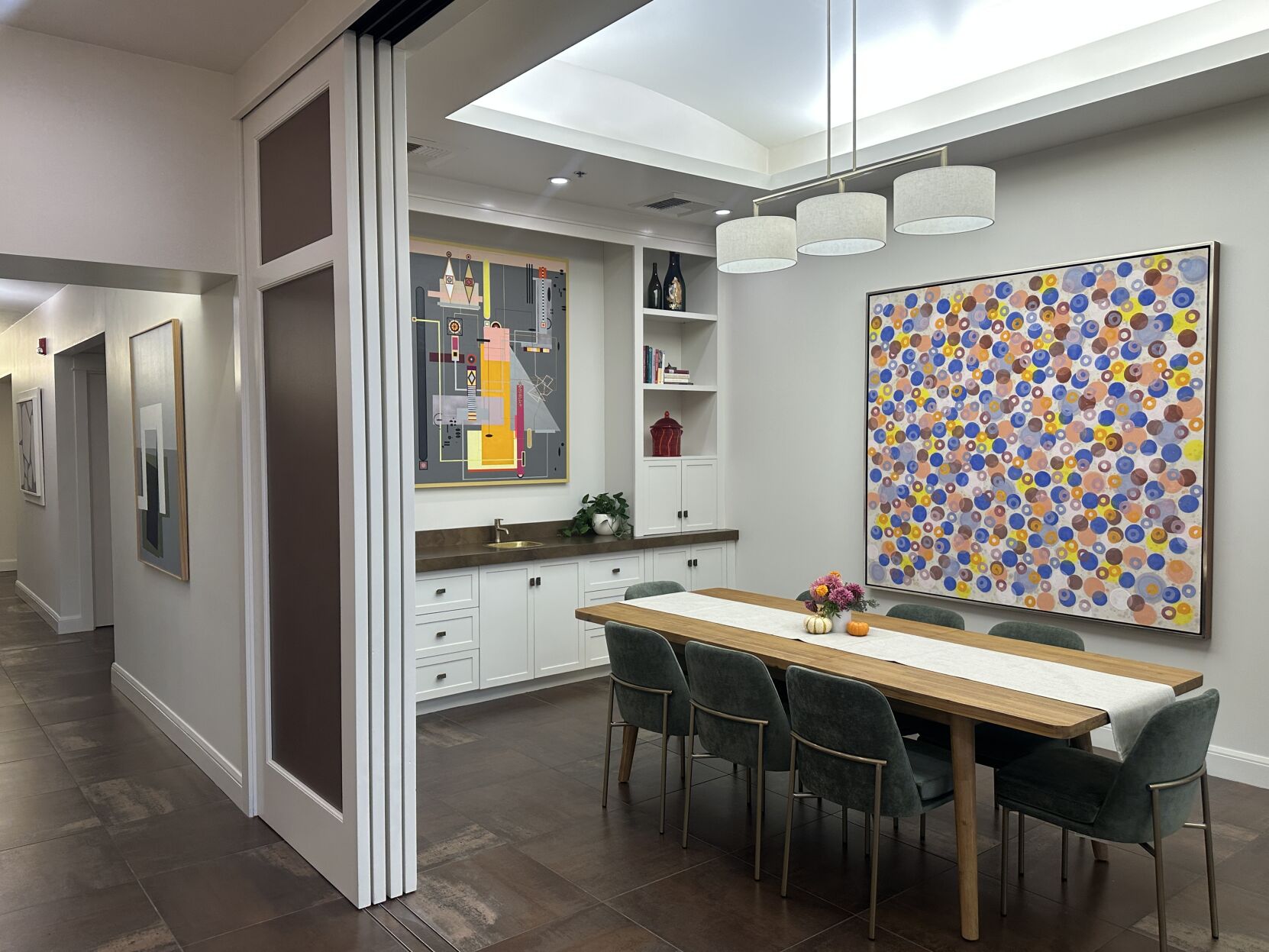 Van Duzer unveils new tasting Room, ‘Land, Logic & Light’ art exhibition | News | polkio.com