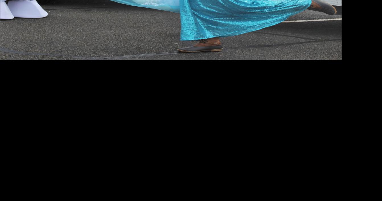 Independence brings fun to Fridays | News | polkio.com