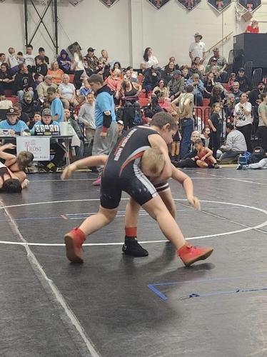 Panther Kids wrestle well at the coast | Sports | polkio.com