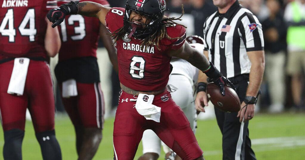 Gamecocks crash into Top 25 with 4-game win streak, victory over Texas A&M