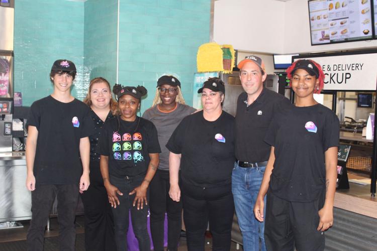 'Live Más' and prosper: Taco Bell GM boosts sales, staff in six-month span