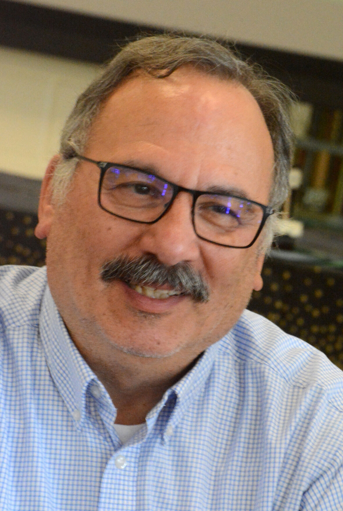 Veteran educators receive thanks in several languages | News ...