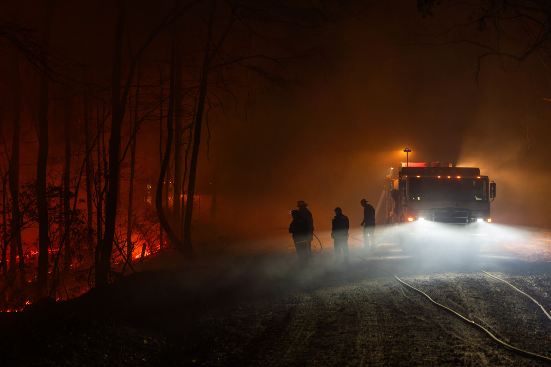 Table Rock Fire following path of 2016 fires in Carolinas