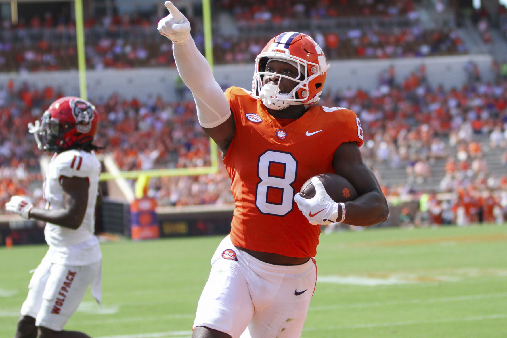 Adam Randall switches from WR to RB for Clemson football