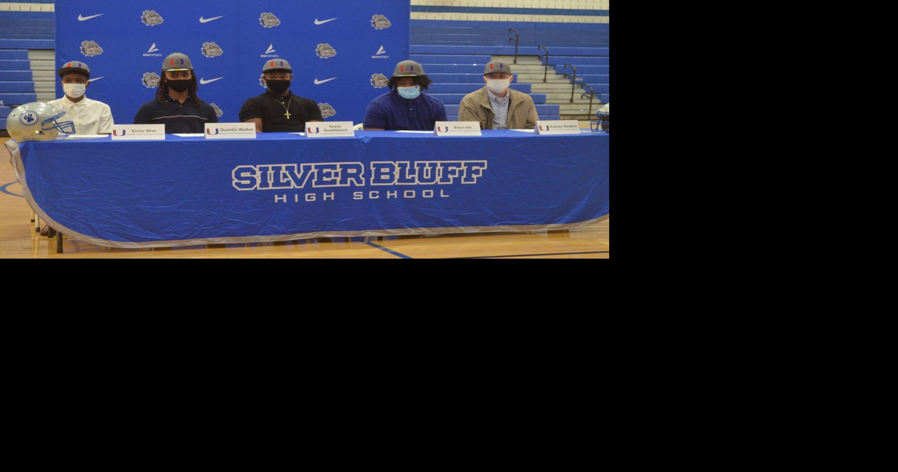 5 Silver Bluff football players sign to continue playing career