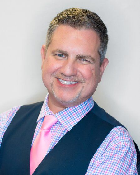 Charleston radio show host from '2 Girls and a Guy' dead