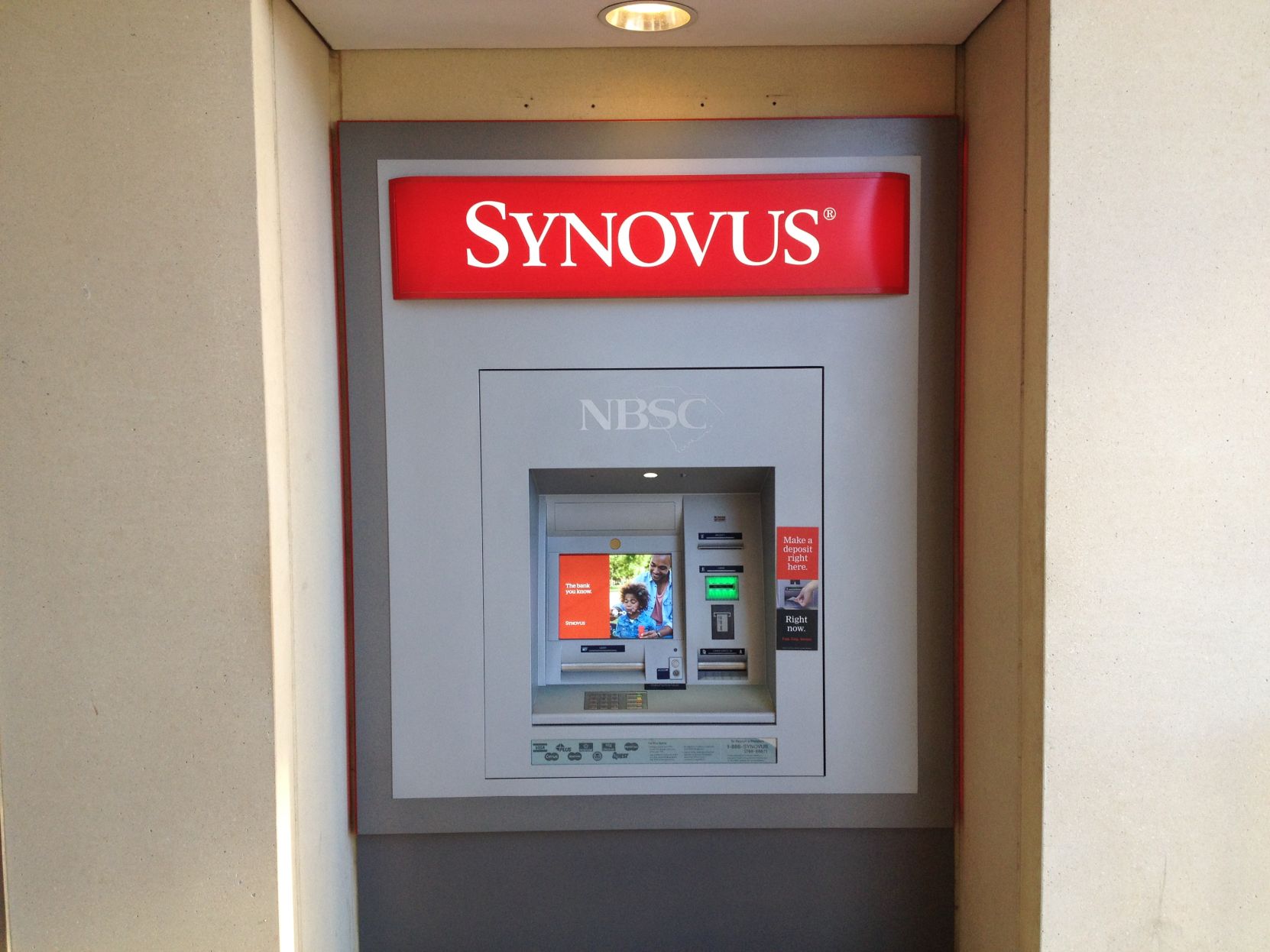 Synovus opens 9th branch in Charleston area ahead of merger