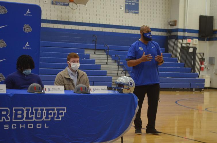 5 Silver Bluff football players sign to continue playing career