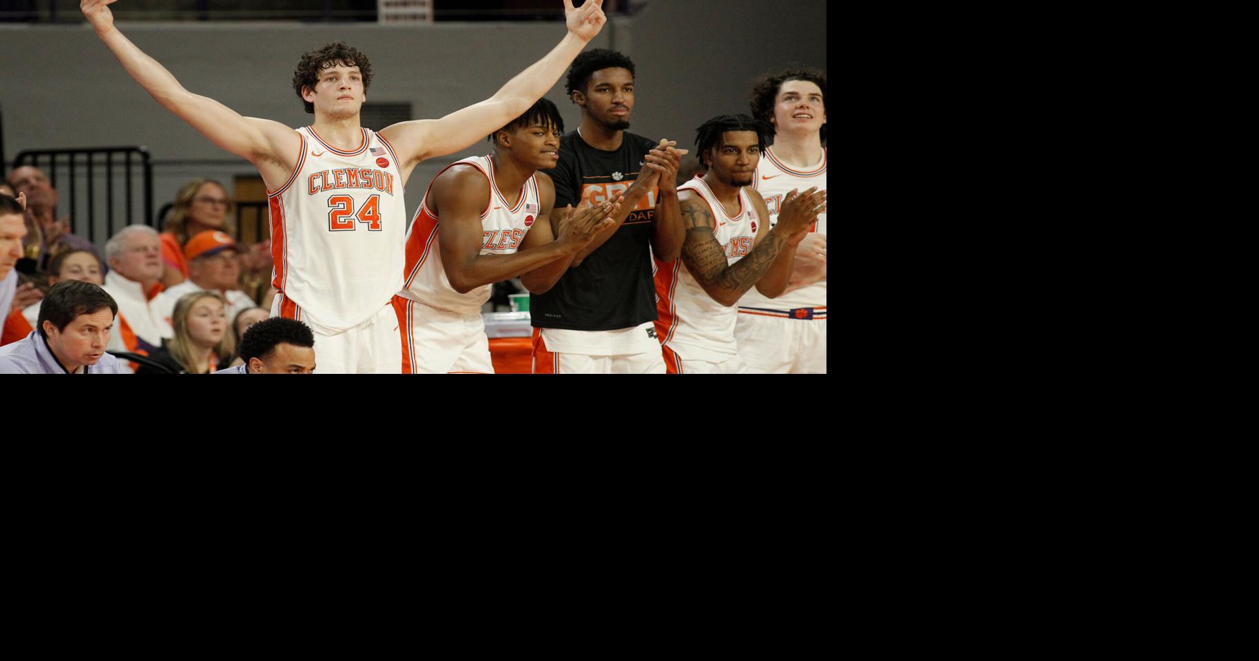 PJ Hall returns to Clemson for senior season, completes Tigers' veteran ...