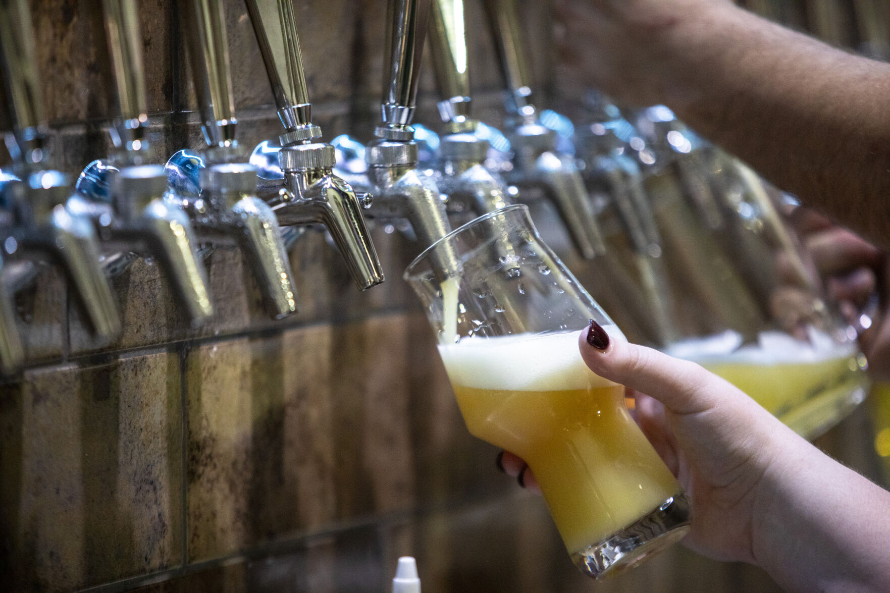 Best breweries and places to drink beer in Charleston, SC