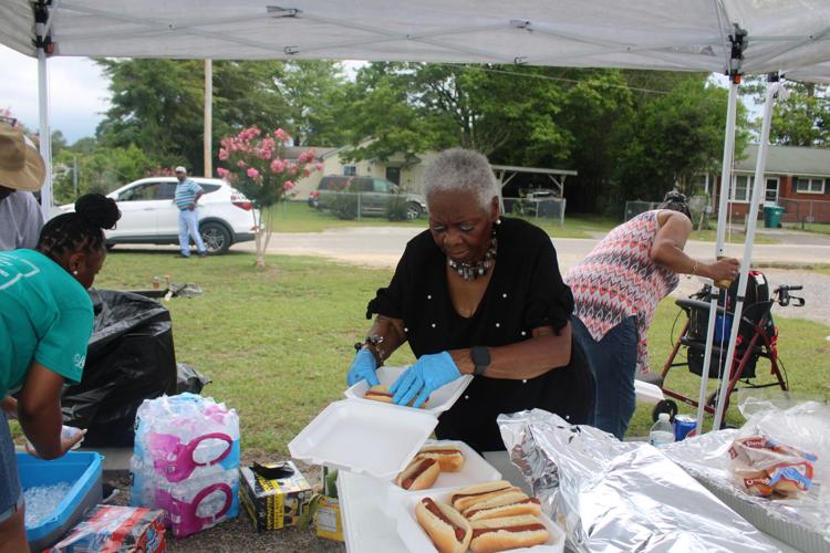 Crowning Lupus has back-to-school event in New Ellenton