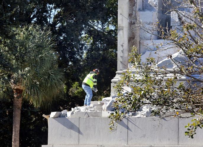 Charleston's Calhoun statue base removal begins; archaeologist awaits ...