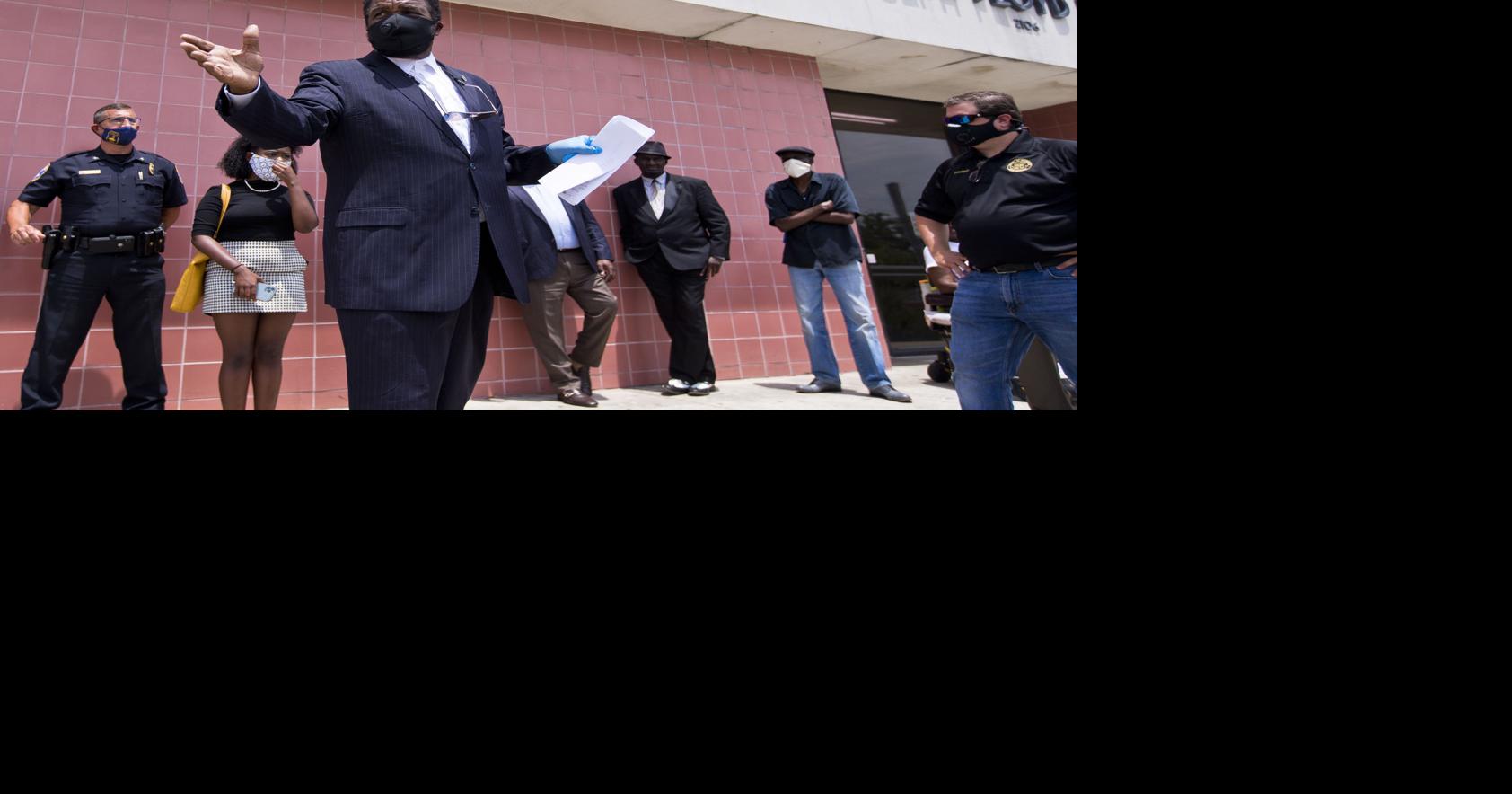 Wendell Gilliard asks SC congressman Jim Clyburn for help with Joseph ...