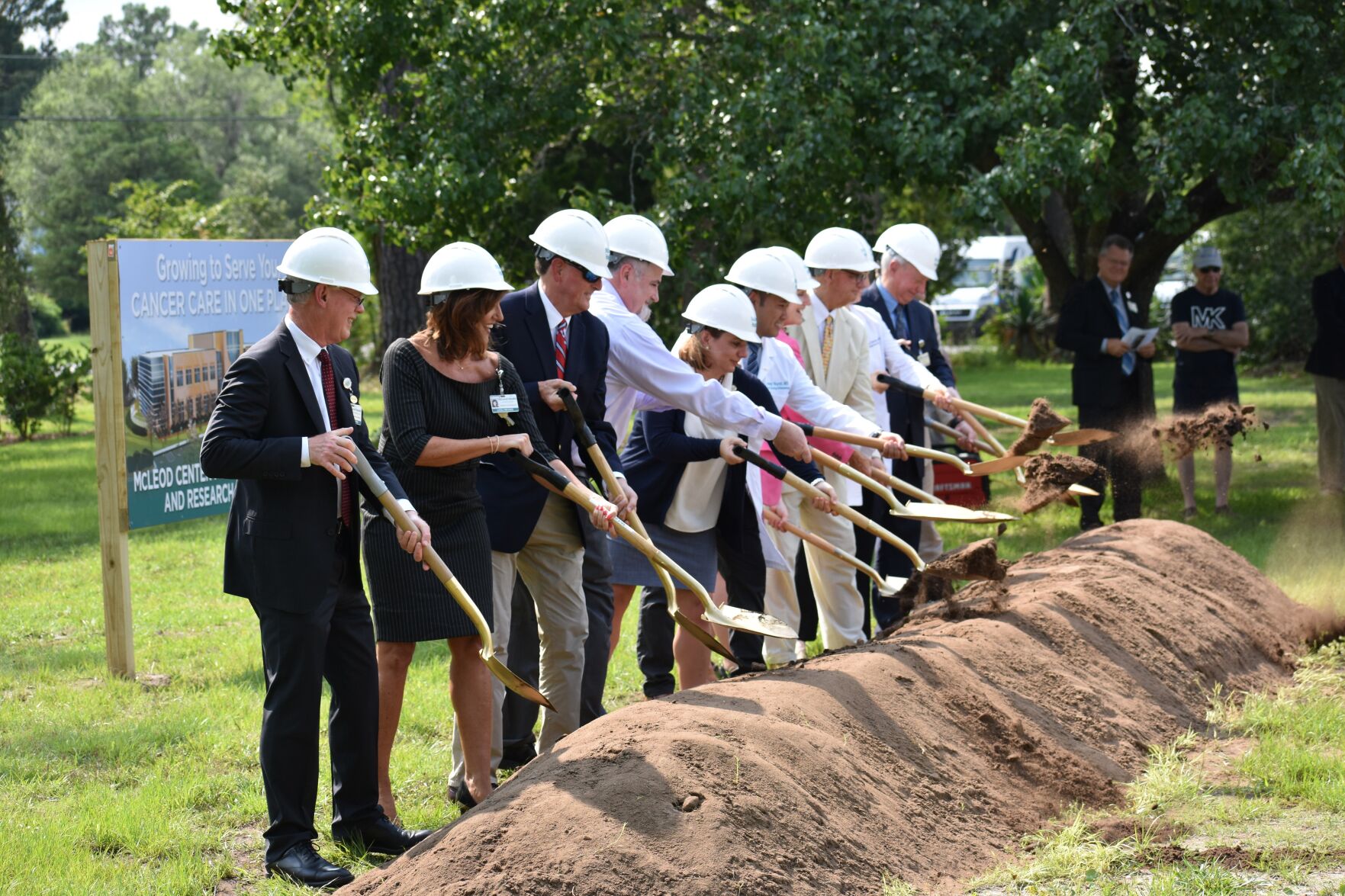 McLeod Health building $32M comprehensive cancer center in Little River