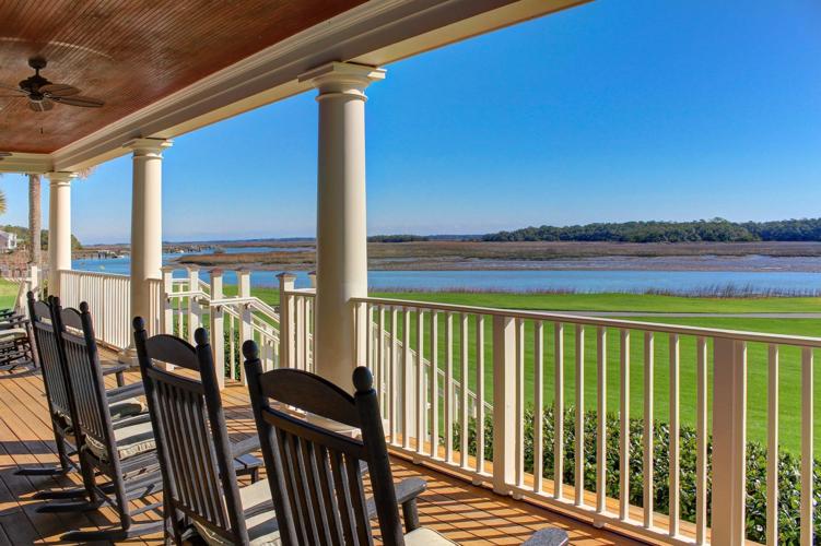 Johns Island: A quiet refuge close to Charleston, waterways and unspoiled nature