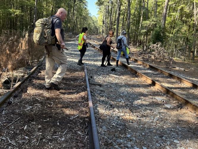 Family of missing Broadway performer seek clues in SC woods