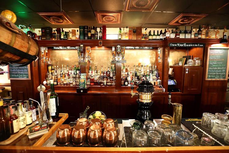 Seanachai, Irish pub on John's Island | Charleston Scene ...