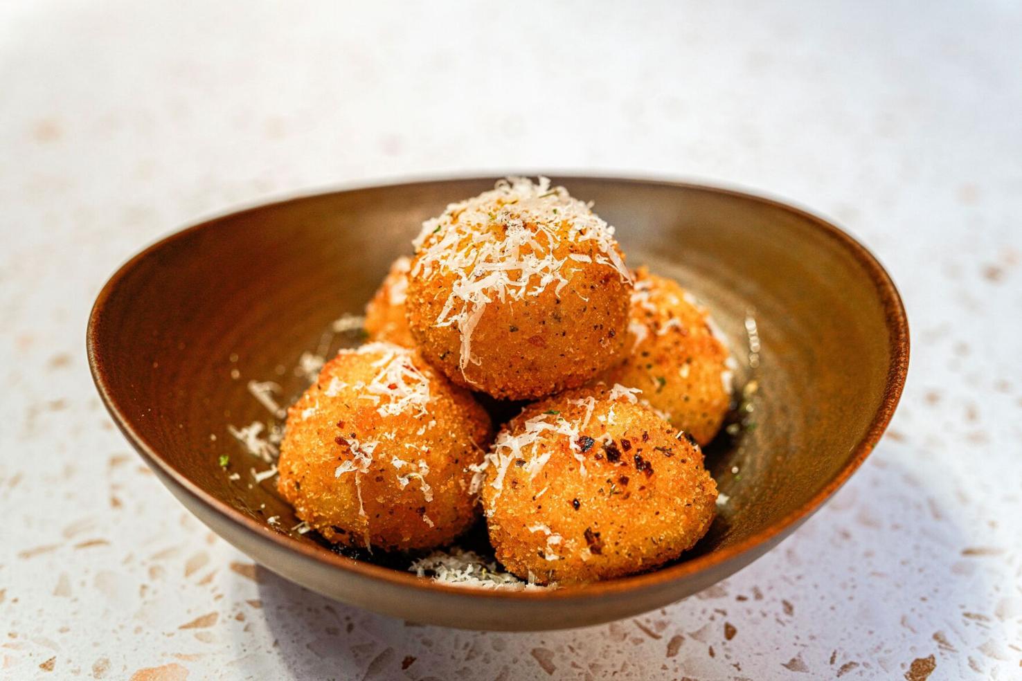 Table 301 brings new restaurant Tavola to BridgeWay Station