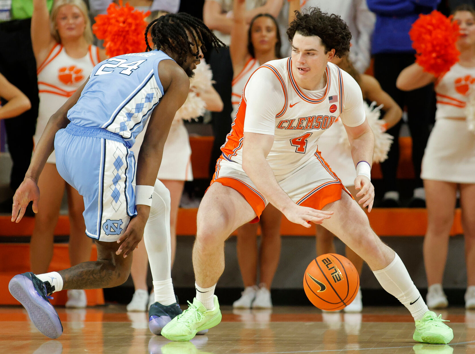 Clemson basketball star Ian Schieffelin switches to football