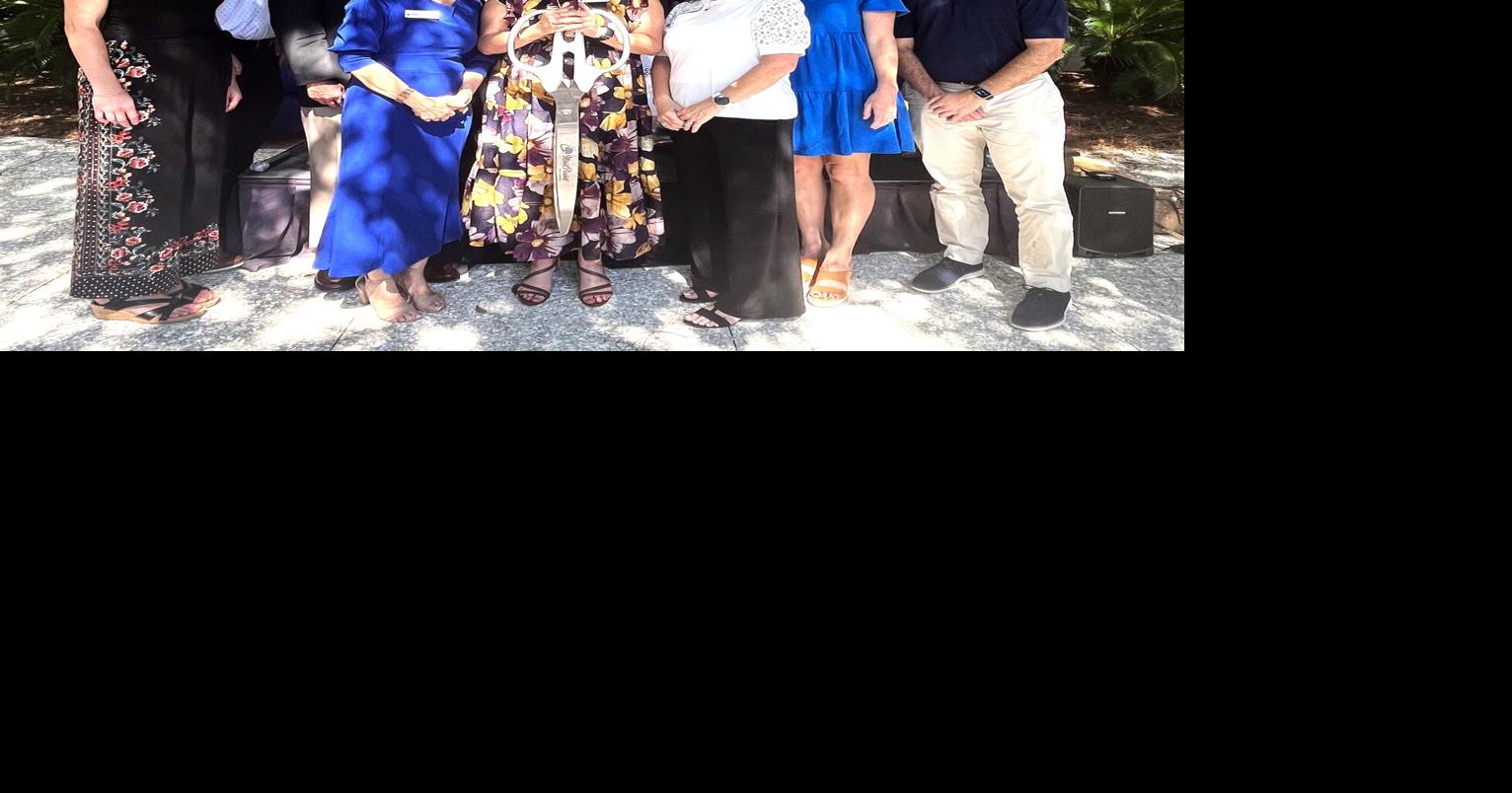 Mount Pleasant Chamber celebrates ribbon-cutting