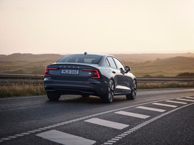 SC-built Volvo S60, once thought to be on the chopping block, may get ...