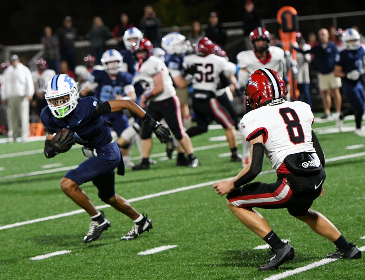 Panthers claim convincing playoff win