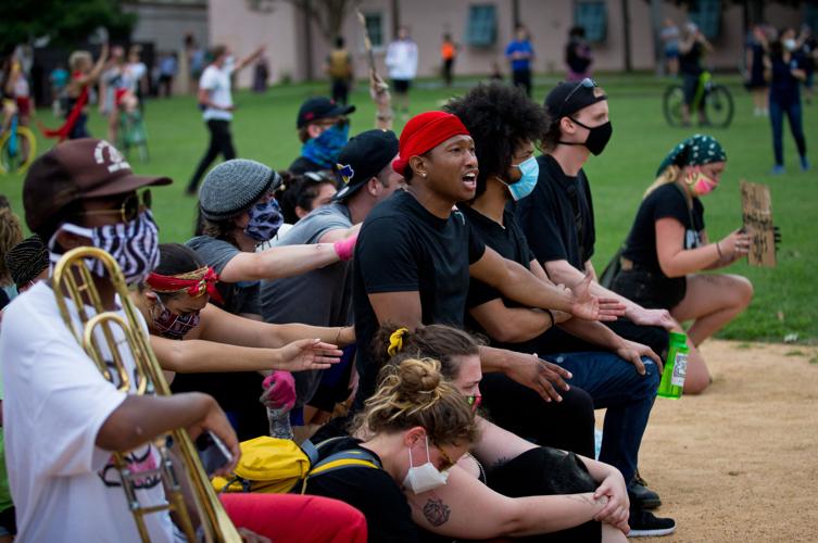 'Riot gear met with music': Musicians played during Charleston's Black ...