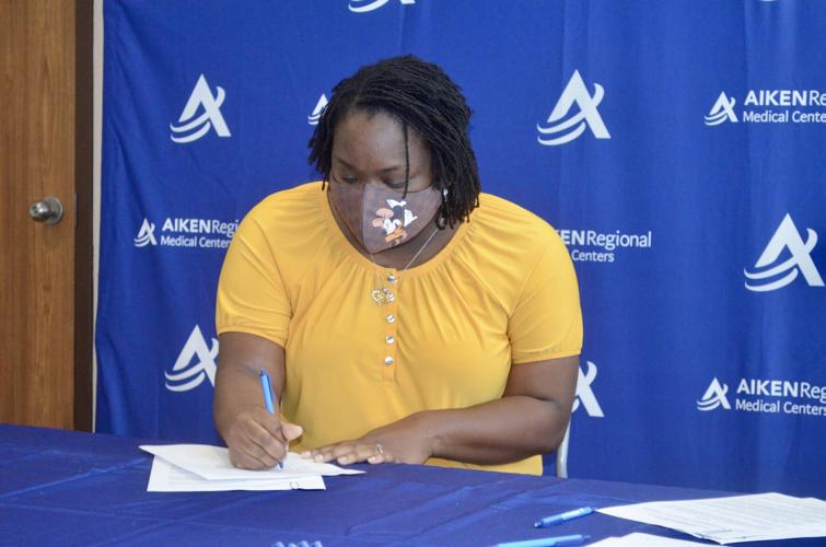 Aiken hospital welcomes nursing students to externship program