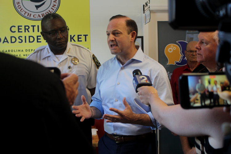 Alan Wilson meets supporters in Summerville during first week of campaign