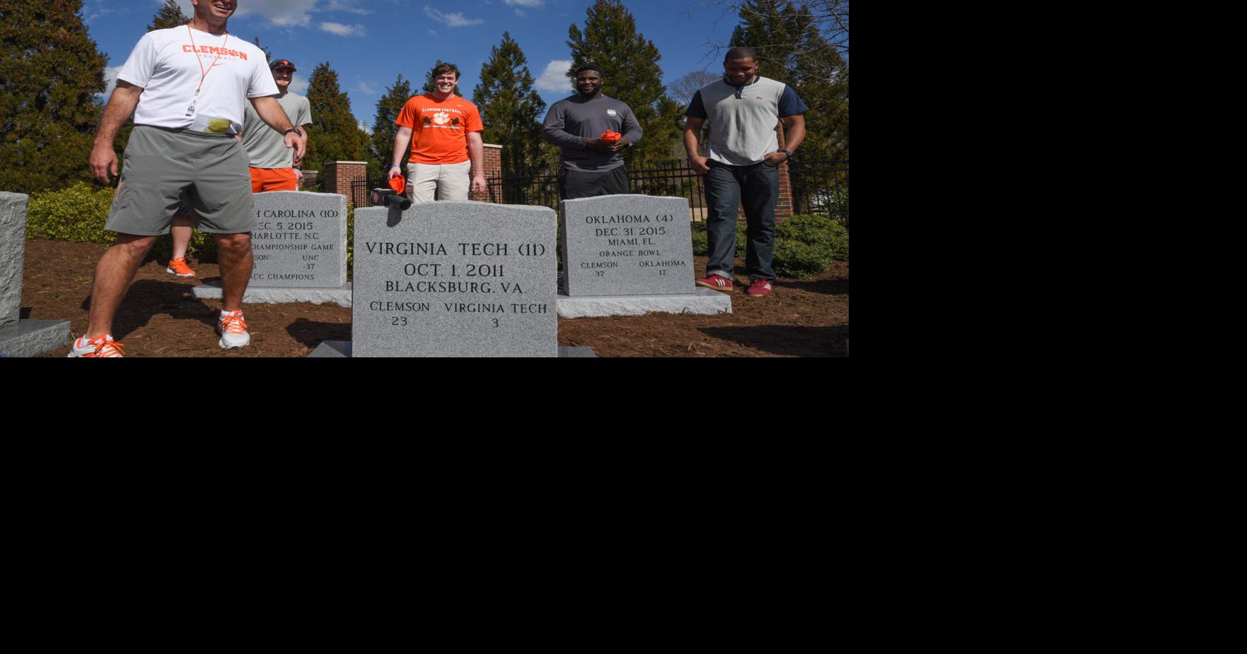 Clemson aims to add an Ohio State tombstone to its football graveyard