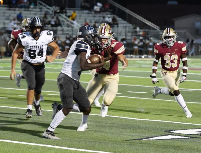 Swamp Foxes dominate first game on new turf