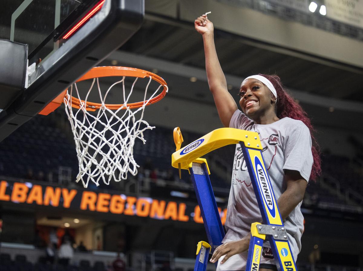 Gamecocks' Raven Johnson prepares for last flight