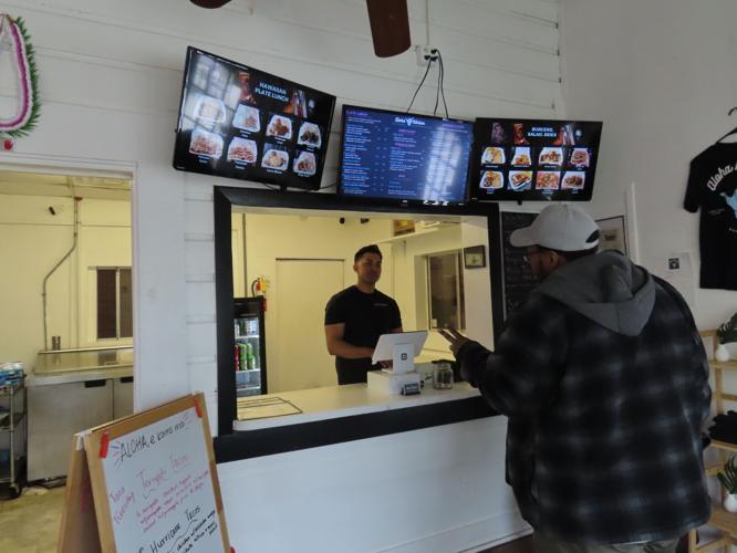 Aloha Kitchen offers Florence traditional Hawaiian food