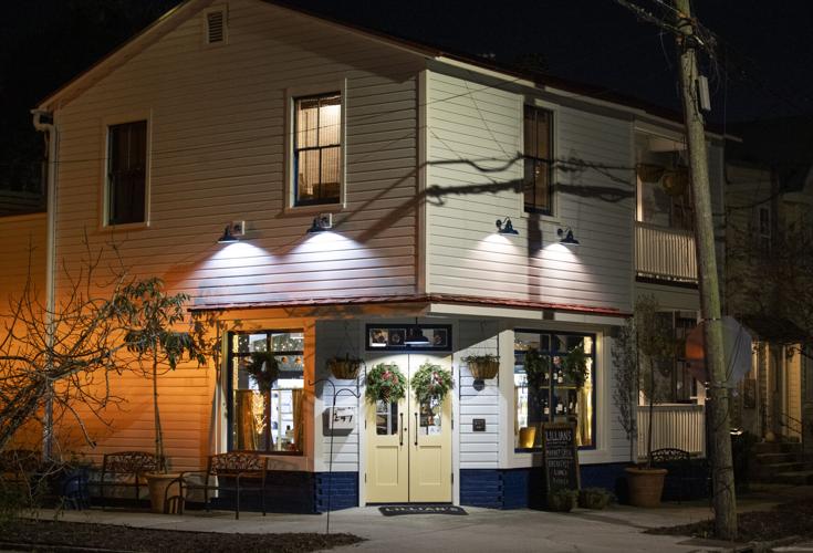 Restaurant review of Lillian's in Charleston, South Carolina